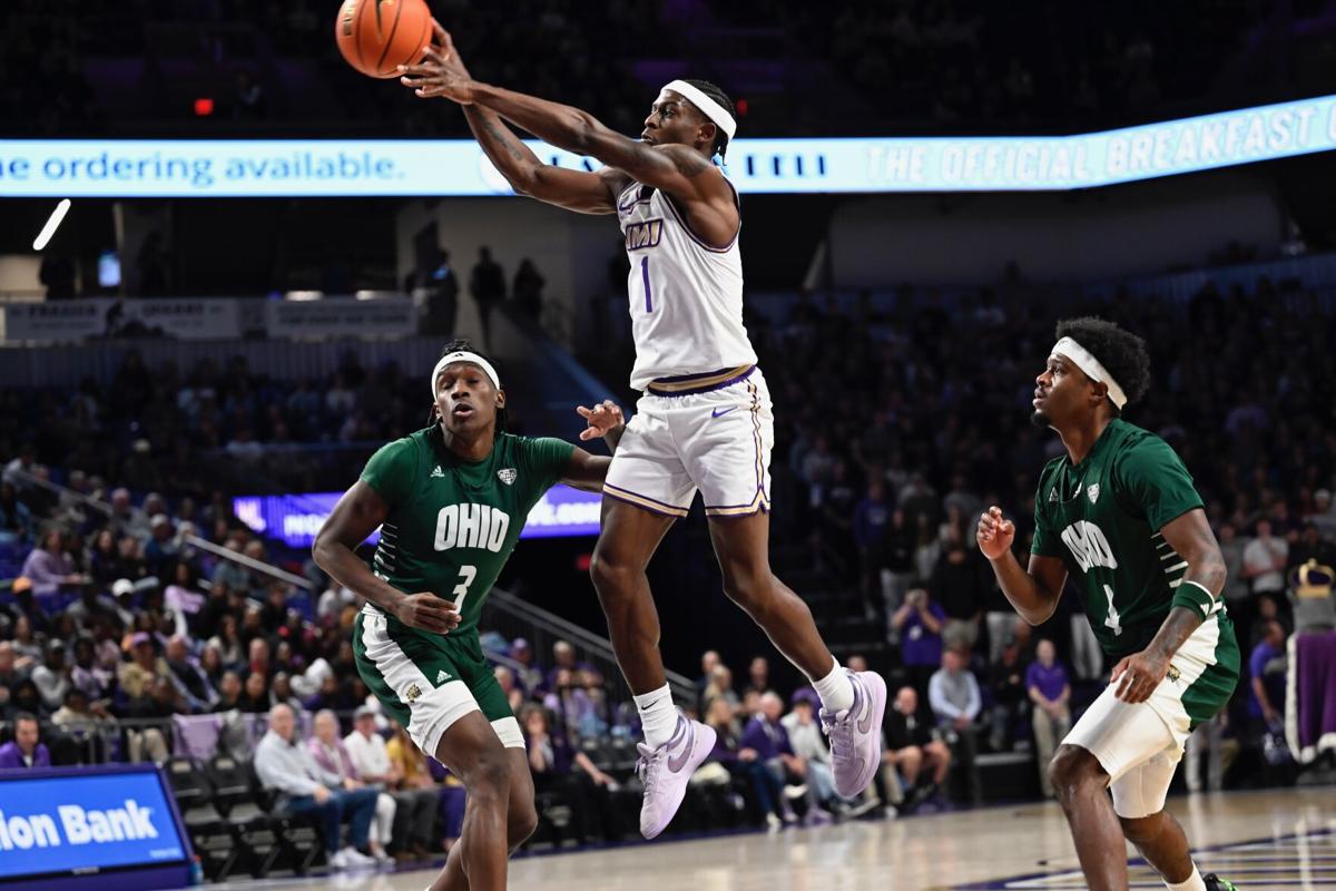 JMU men’s basketball remains winless on the road after loss to Marshall ...