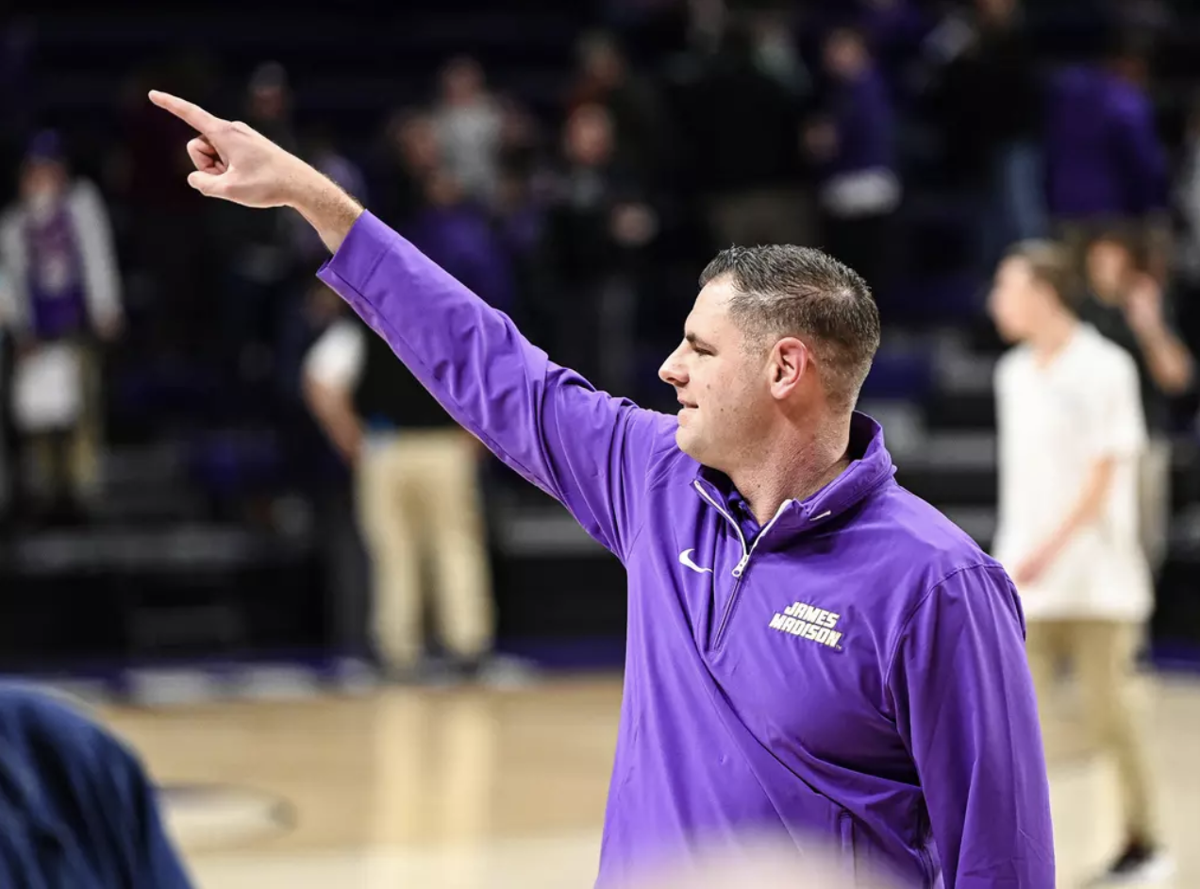 JMU men’s basketball remains winless on the road after loss to Marshall ...