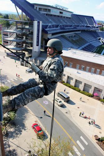 JMU ROTC repels off Eagle Hall | Multimedia | breezejmu.org