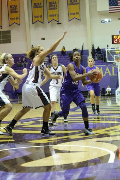 Dukes ready for season openers | Sports | breezejmu.org