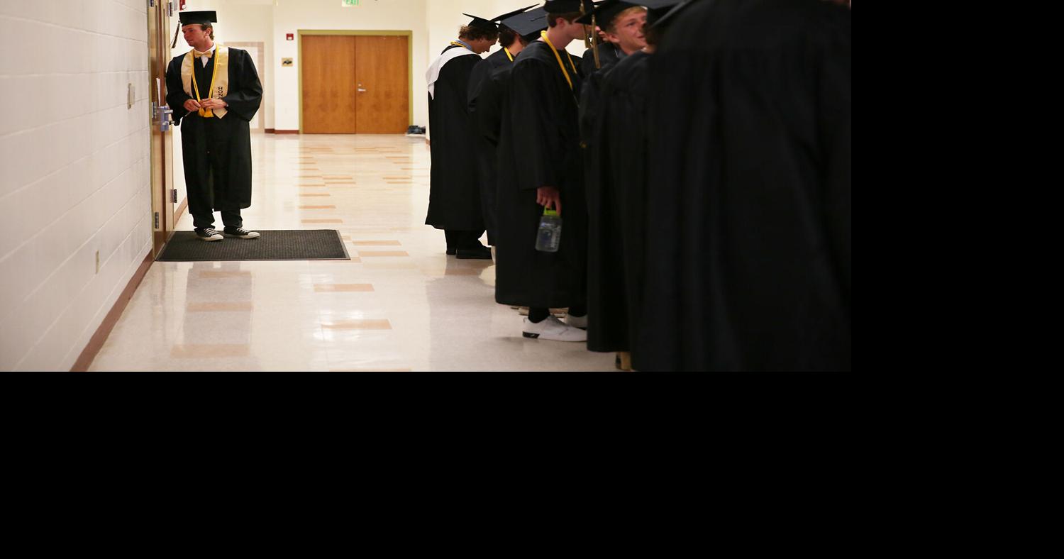 BHS celebrates class of 2021 | Buffalo | buffalobulletin.com