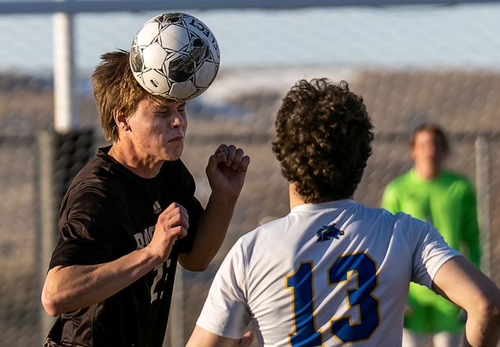 Bison lose close contest to Sheridan | Sports | buffalobulletin.com