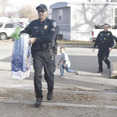 Lovell’s Blue Santa program delivers presents, hope | News ...