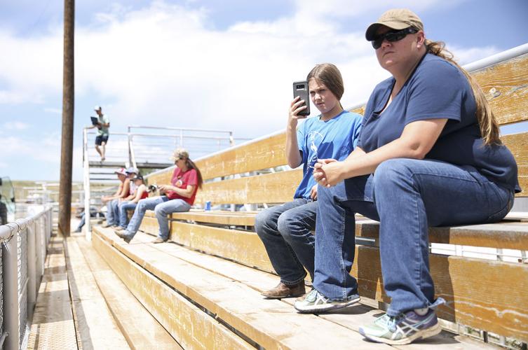 Holiday barrel racing | Local News | buffalobulletin.com