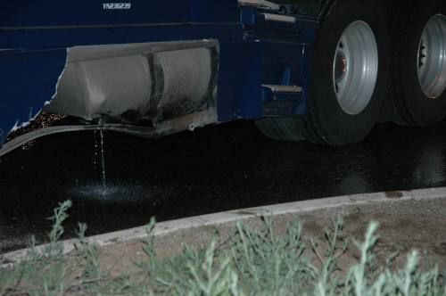 Gas gushes from ruptured tanks of semi-truck | Local News ...