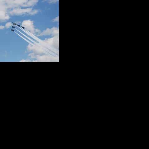 Blue Angels put on soaring show | Local News | cadillacnews.com