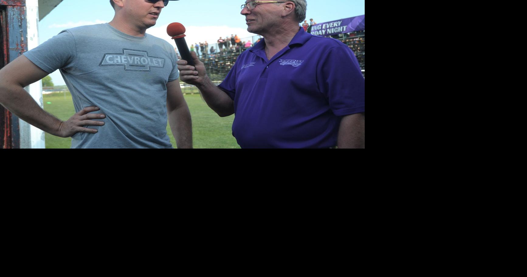 Kyle Busch fans enjoy Merritt meet-and-greet | News | cadillacnews.com