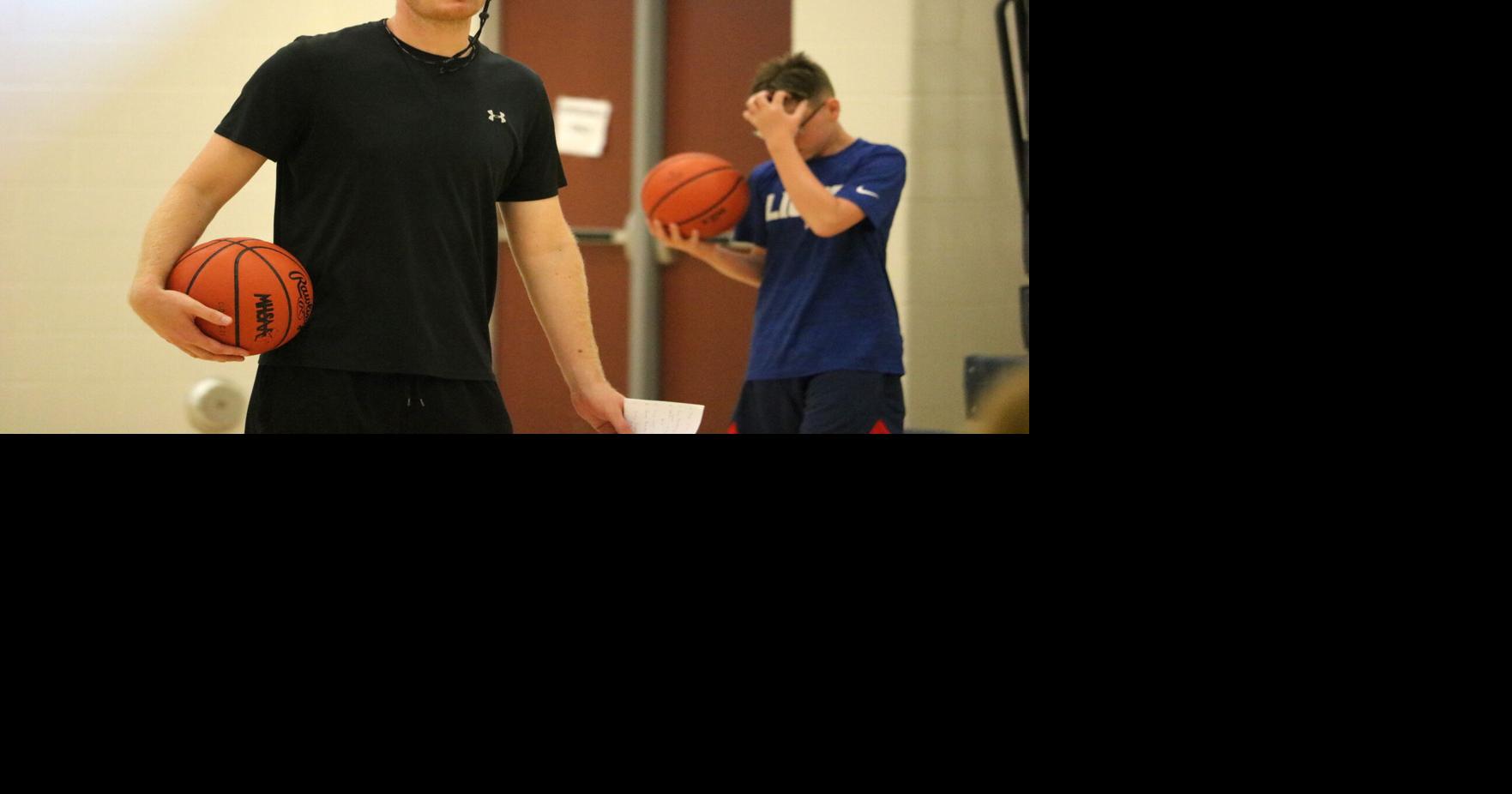 Cadillac native, pro player Ben Simons hosts first night of camp ...