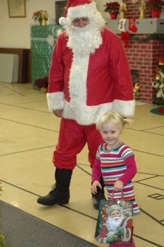 Manton kindergarteners bring joy to seniors | Local News | cadillacnews.com