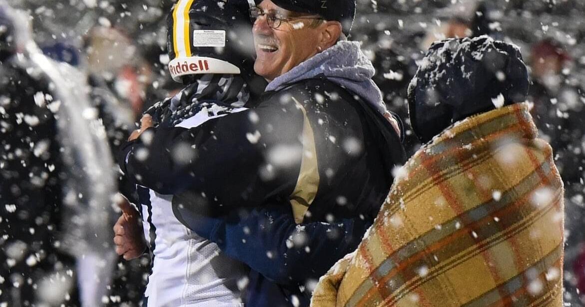 A Hall-mark: Pat Hinkle headed to football coaches hall of fame ...