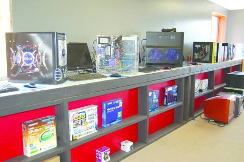 New computer business “Rock Solid” in Tustin | Local News ...