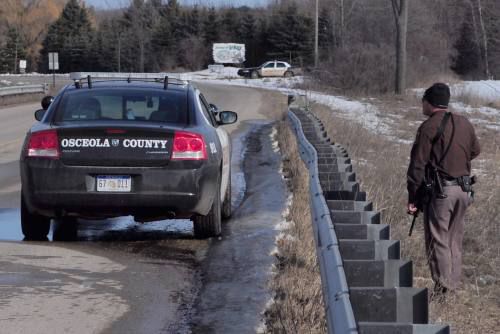 Two armed men rob LeRoy Citizens Bank | Local News | cadillacnews.com