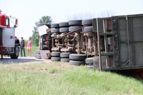 Semi tips over, briefly blocks traffic | Local News | cadillacnews.com