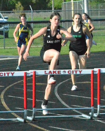 LC girls win, boys third in Mancy Invite | | cadillacnews.com