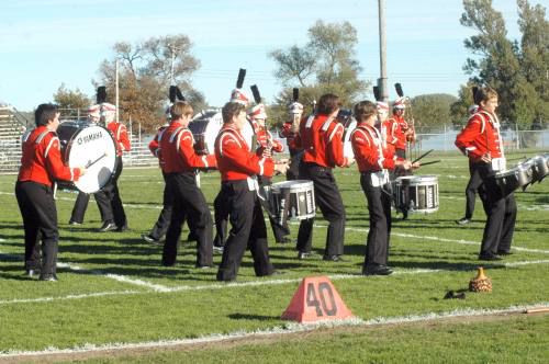 Checking each other out | Local News | cadillacnews.com