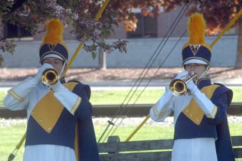 Communities honor the fallen on Memorial Day | Local News ...