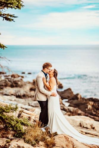 Kimberley Greenleaf & Carter Norheim Marry | Milestones ...