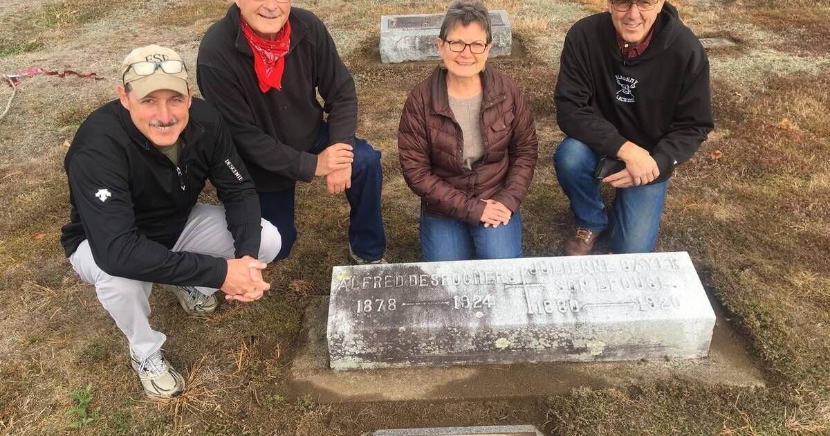 Desrochers Family Gathers On 100th Anniversary Of Triplets’ Birth ...