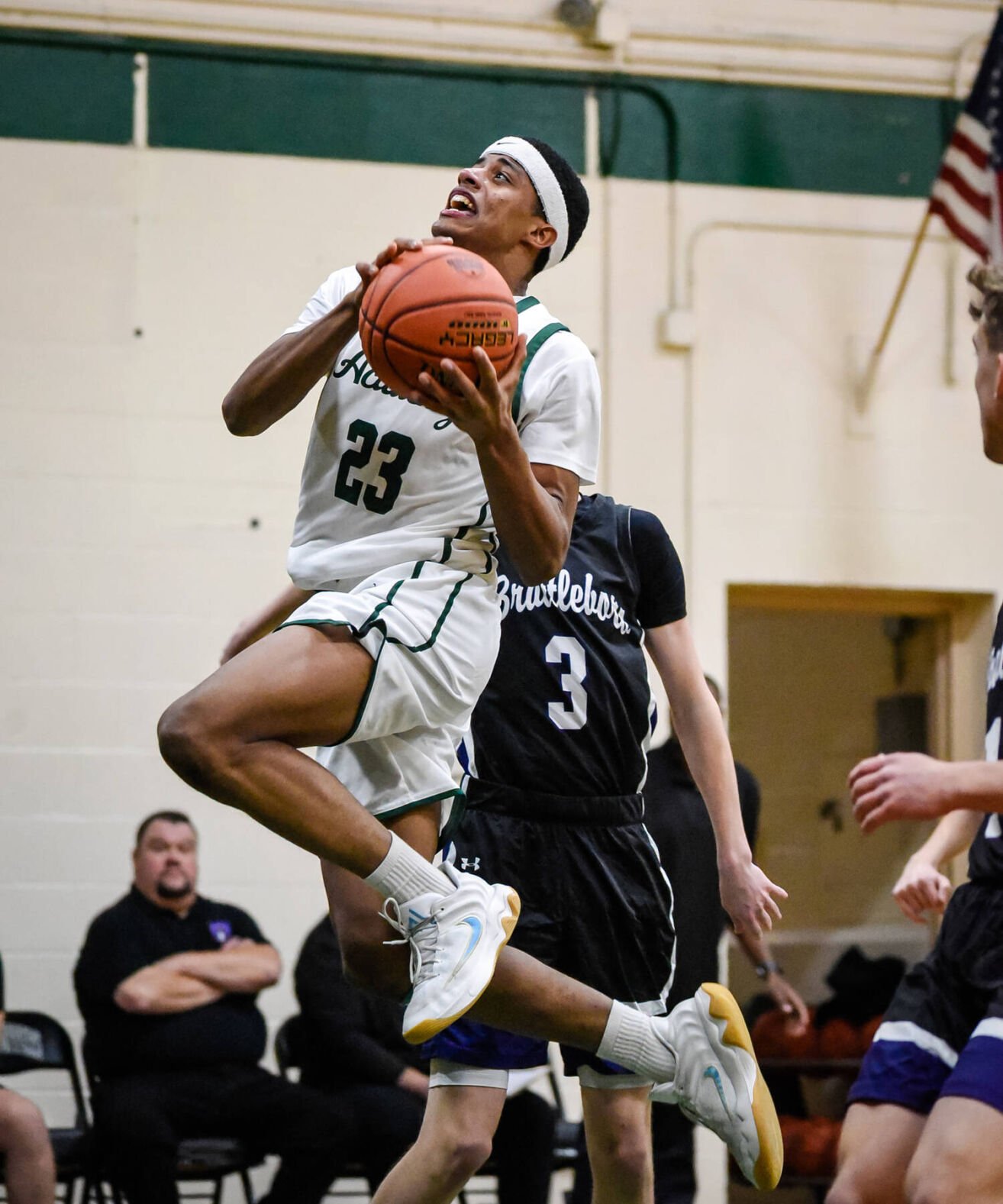 Saturday H.S. Roundup: Hilltoppers Sprint Past Bears Again; SJA Indoor ...