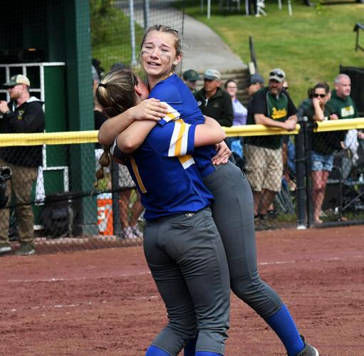 Blue Mountain Bashes Defending Champs For D-IV Softball Crown | Local ...