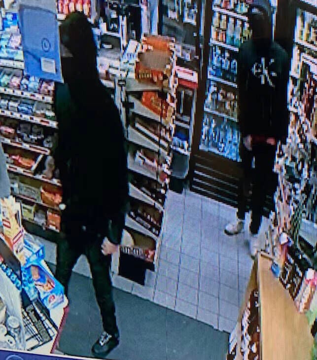 Robbed Store Clerk Charged After He Shoots At Armed Robbers | Local ...