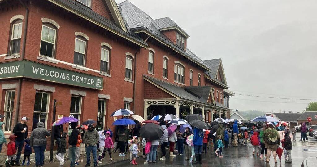 St. Johnsbury Baseball & Softball Kicks Off Season With Soggy Parade ...