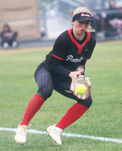 Bomber softball's season ends after going 1-2 in sections | Sports ...