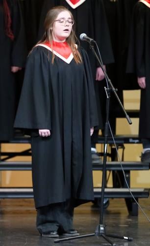 Cannon Falls middle, high school choirs put on holiday concert ...
