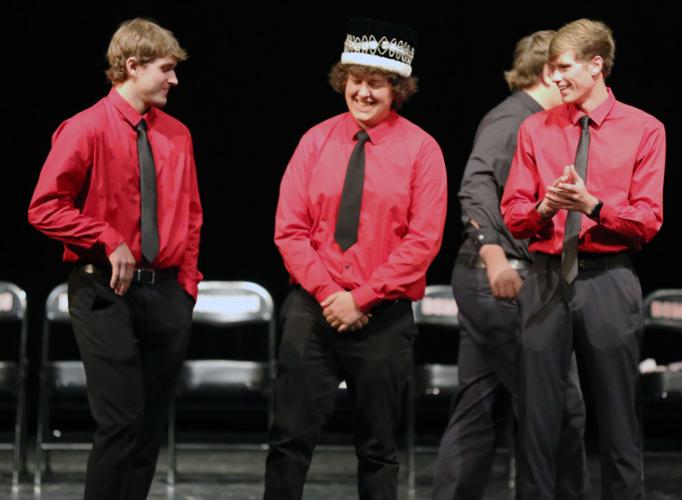 Rapp, Otte named homecoming king, queen | Schools | cannonfallsbeacon.com