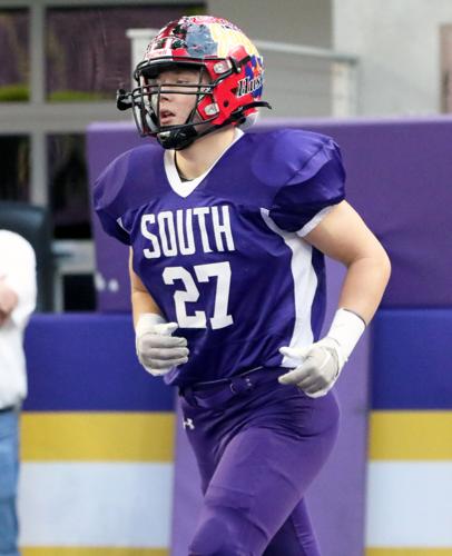 Dylan Banks competes in MN High School Football Senior All-Star Game ...