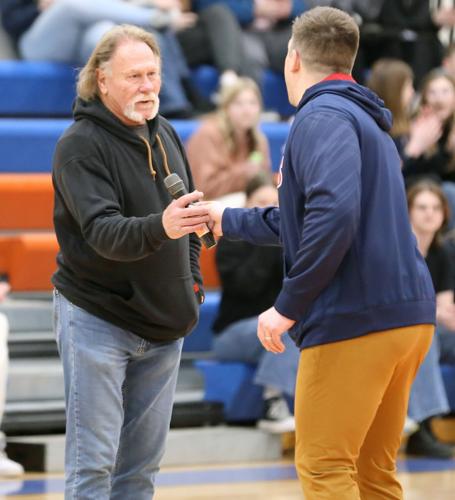 PHOTOS: Minnesota Twins, Caleb Thielbar stop at Randolph Schools | | cannonfallsbeacon.com