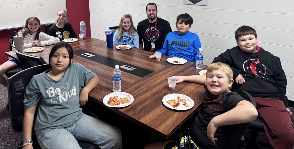 Cannon Falls Elementary has Pizza with the Principal | Schools ...