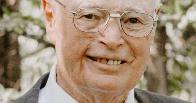 Bob Montgomery | Death Notices | cannonfallsbeacon.com