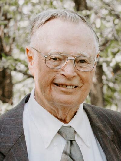 Bob Montgomery | Death Notices | cannonfallsbeacon.com