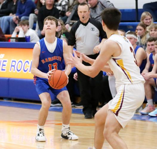 Rocket boys basketball breaks losing streak with blowout of Medford ...