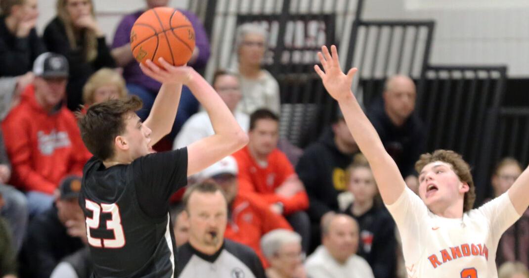 Bomber boys basketball eliminates Randolph from playoffs | Sports ...