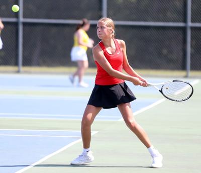 Bomber girls tennis is still young, but brings back more experience ...
