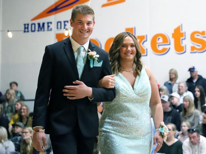 Randolph shines brightly during “The Golden Hour” prom | Schools ...