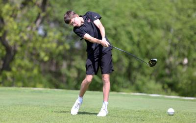 Bombers golf teams finish regular seasons | Sports | cannonfallsbeacon.com