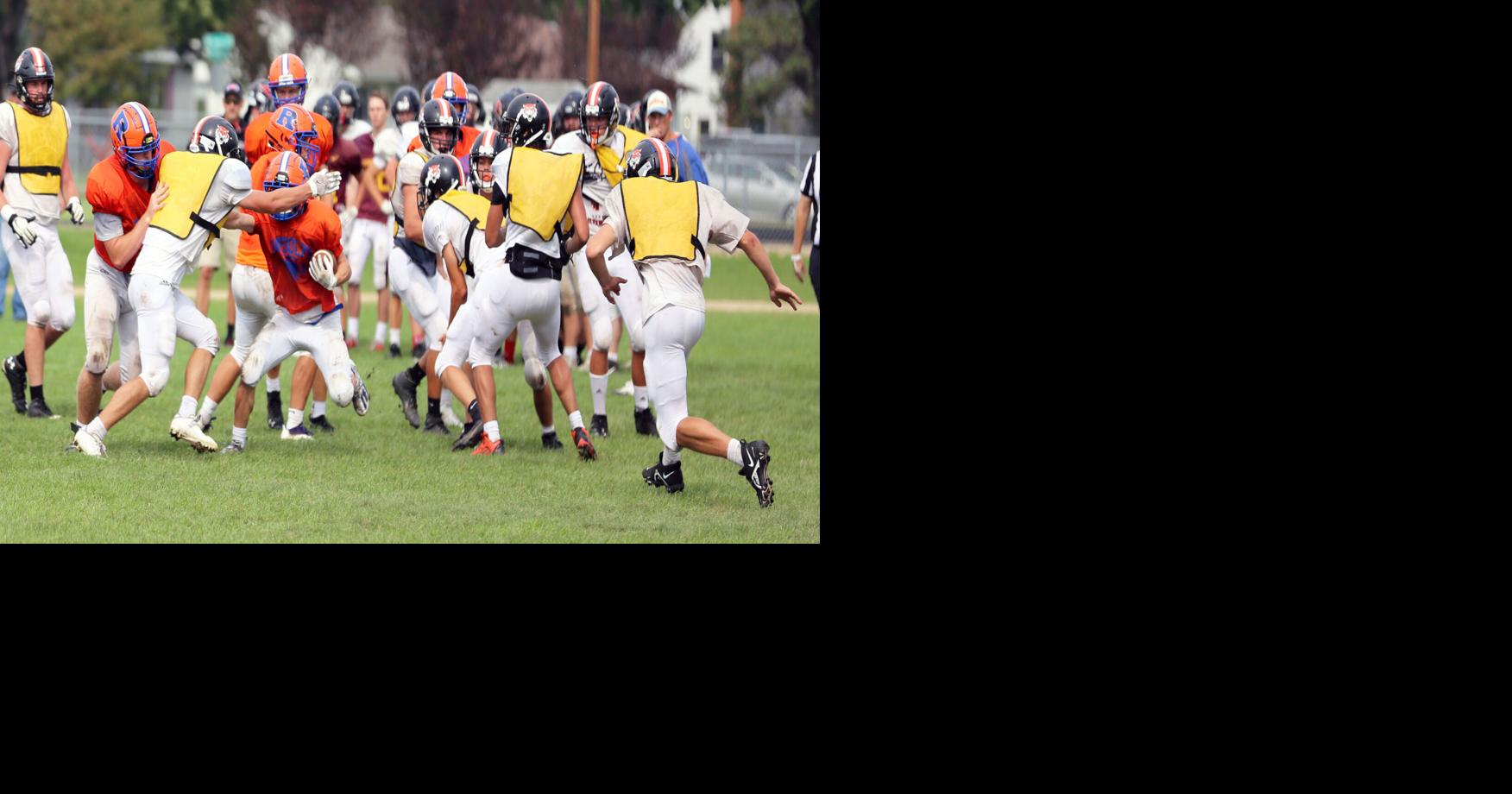 Expectations are high for Rocket football | Sports | cannonfallsbeacon.com