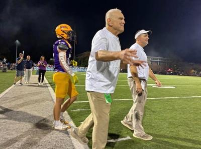 Hurst steps down as football coach at Centreville Academy | MSGRIDIRON ...