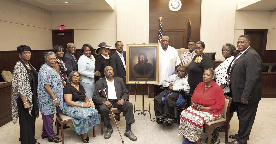 Portrait unveiled of pioneering Richland County judge ...