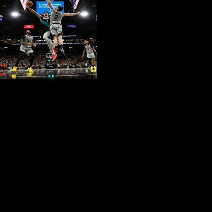 Curry lifts Warriors in return, Brown scores 50 in Celtics win ...