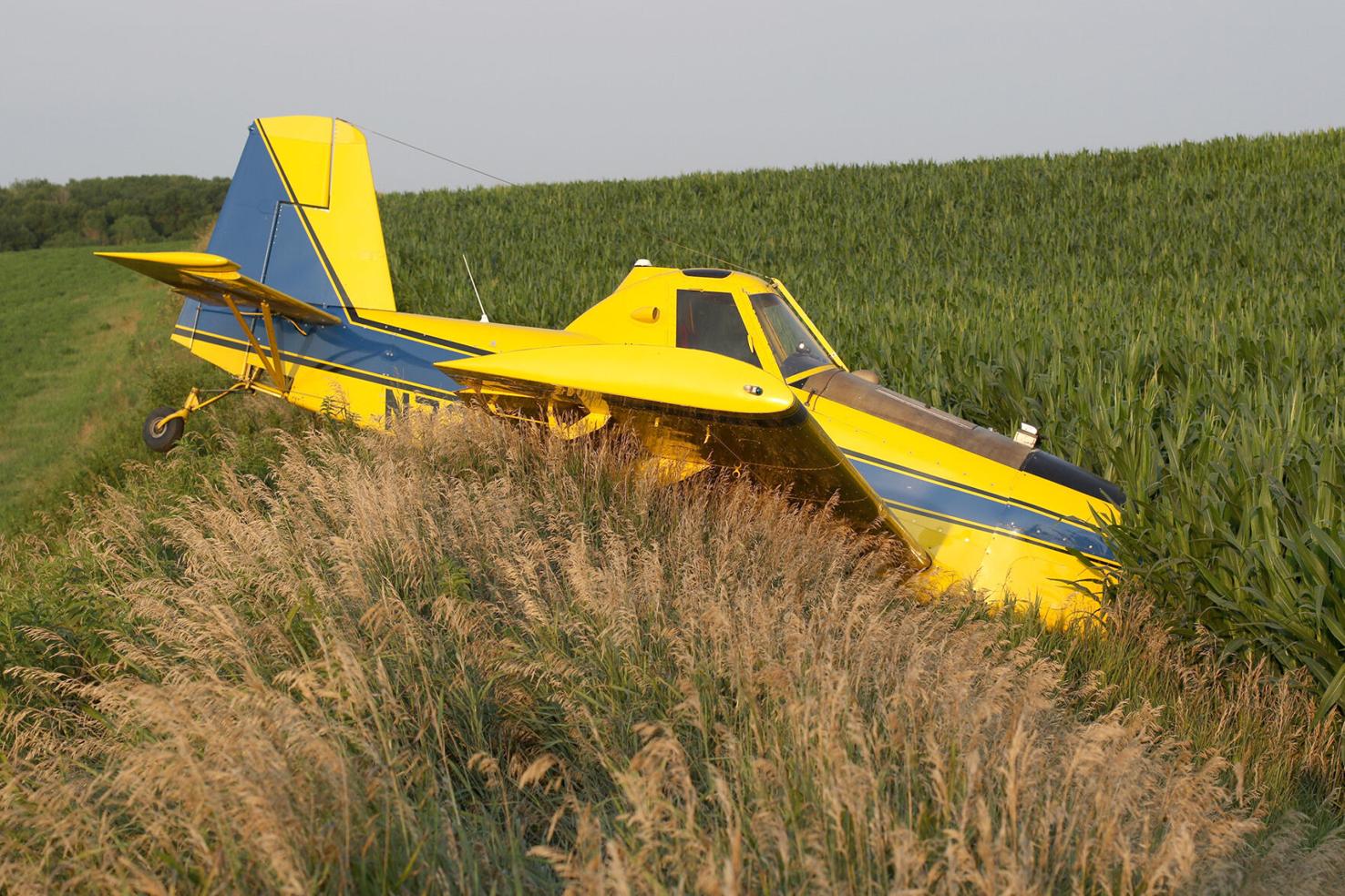 UPDATED: Crop duster crashes near Swan Lake | News | carrollspaper.com