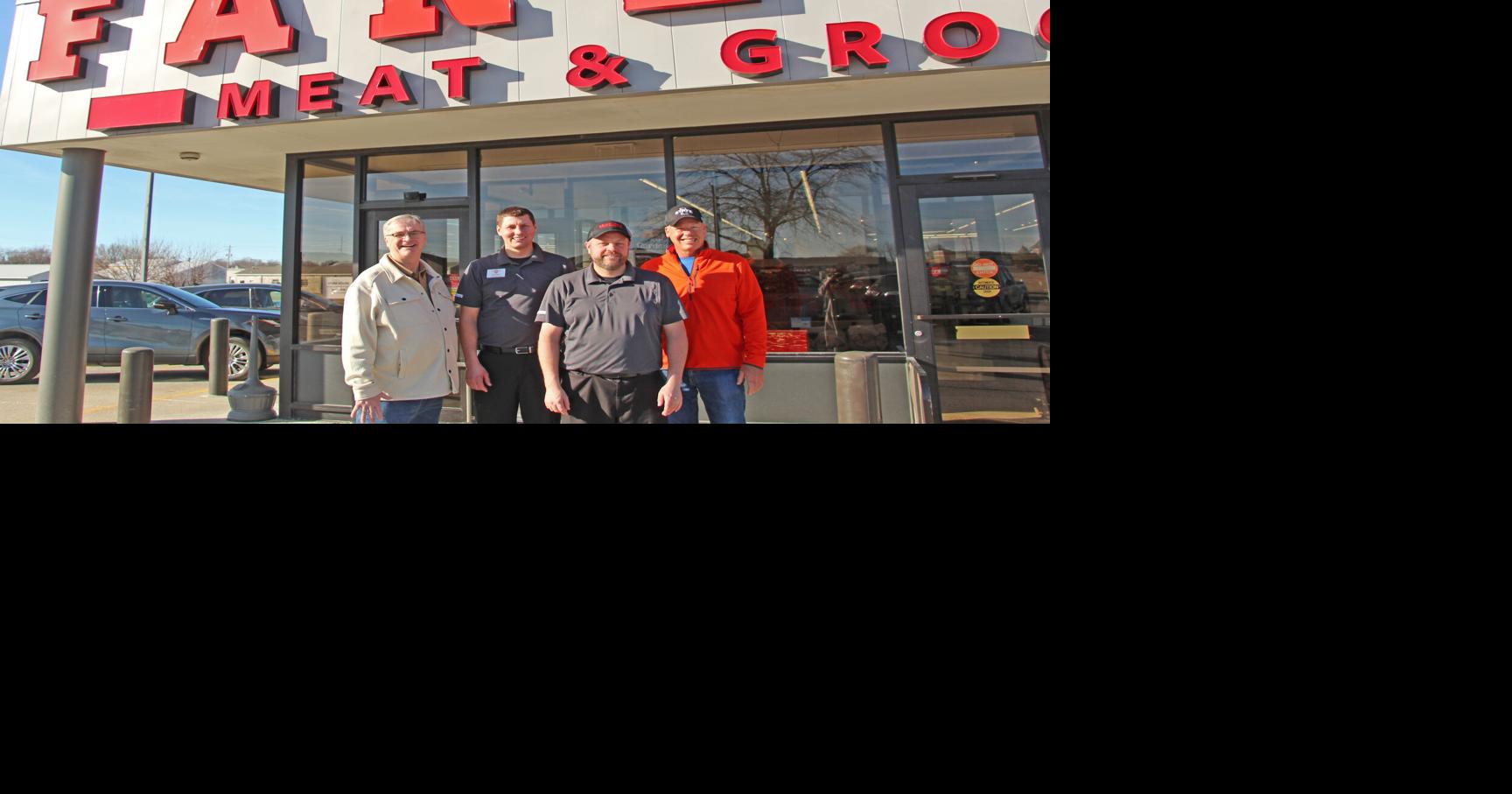 95 combined years at Fareway: Two managers retiring from Carroll ...