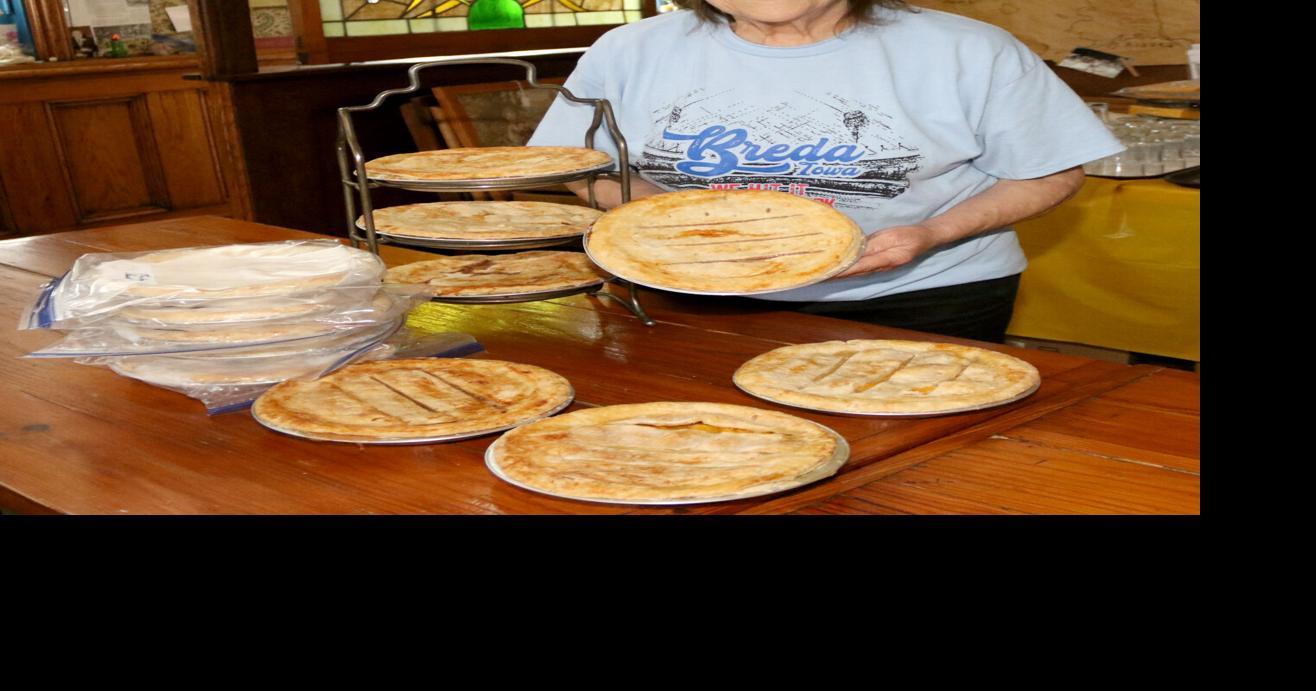 Uhlenkamp hopes pie a big hit for ballpark-lights project | News ...