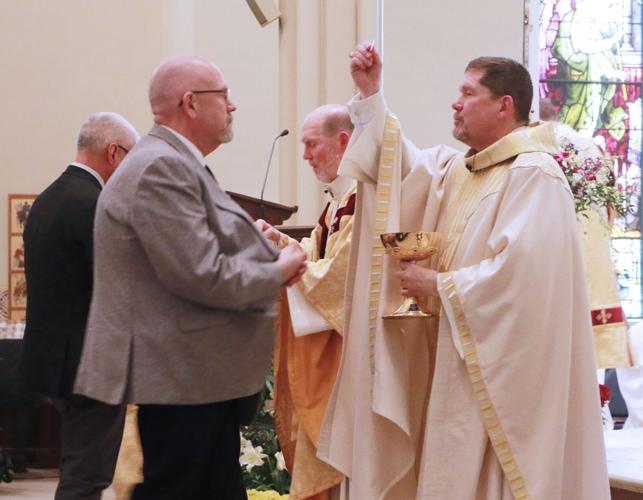 Keehner ordained as new bishop | | carrollspaper.com