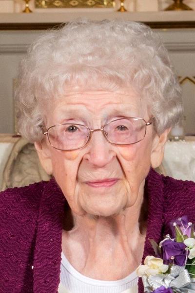 Helen Stevens | Obituaries | carrollspaper.com