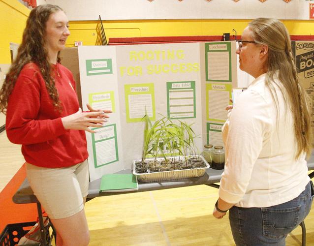 Kuemper spotlights science | Education | carrollspaper.com