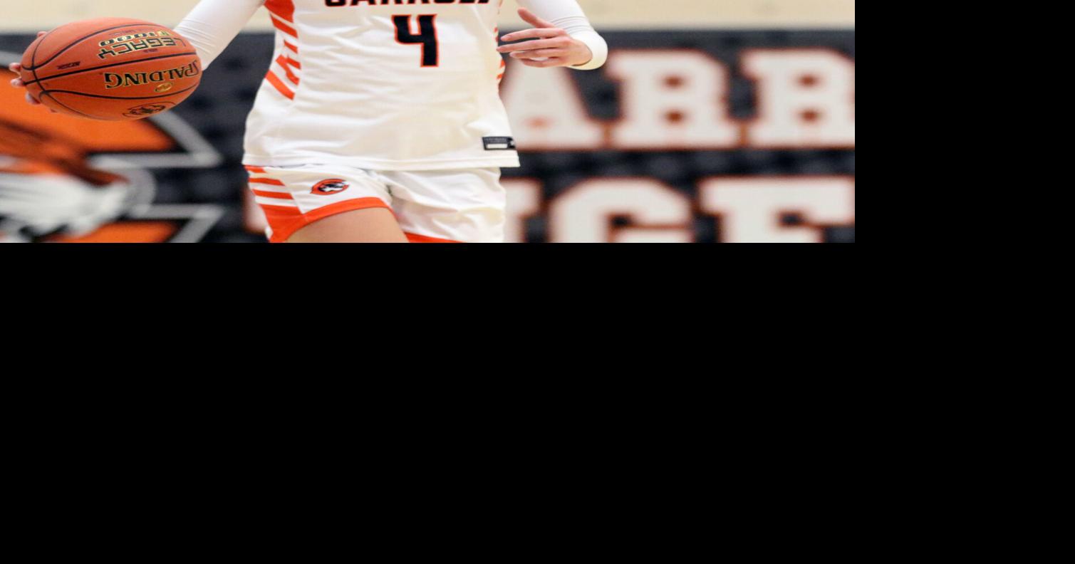 Aden named unanimous conference first teamer | Sports | carrollspaper.com